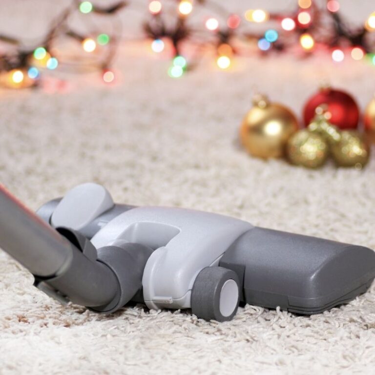 8 Types Of Christmas Clutter (& How To Deal With Each One)