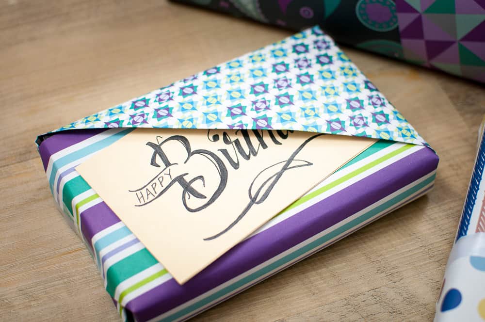 11 Easy Present Wrapping Ideas To Make Them Look Great