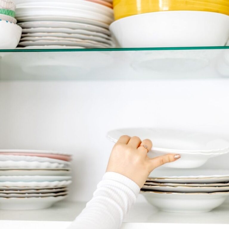 21 Simple Homemaking Habits To Make Home Life Easier