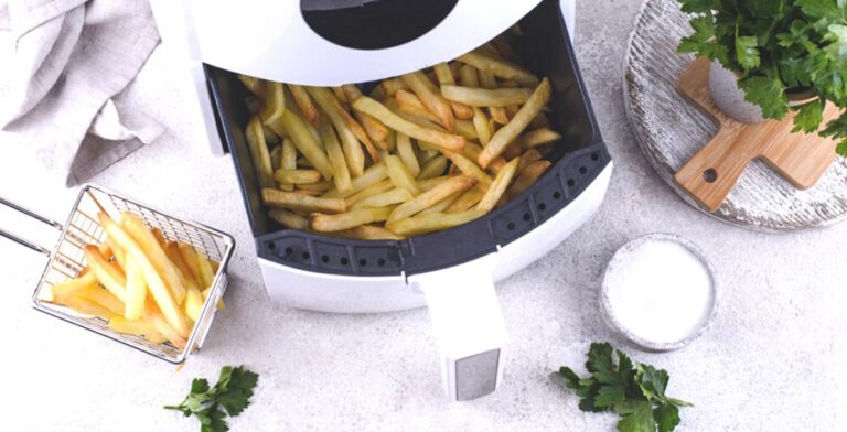 9 Genius Ways To Store Bulky Kitchen Appliances [Keep Them Tidy But Handy]