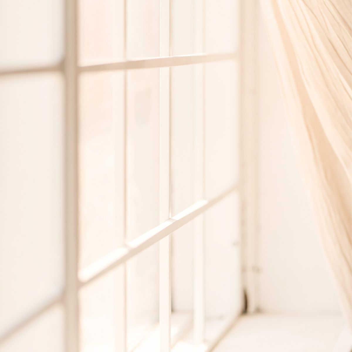 9 Easy Ways To Prep Your Bedroom For A Great Night's Sleep Every Night